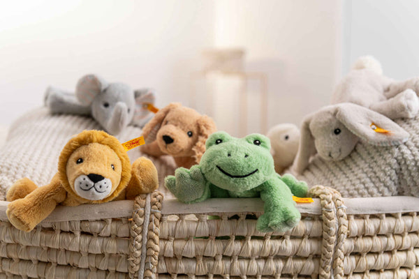 Steiff Floppy Liam Lion - Goviers of Sidmouth